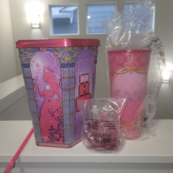 Other | Wicked Glinda Popcorn Bucket | Poshmark